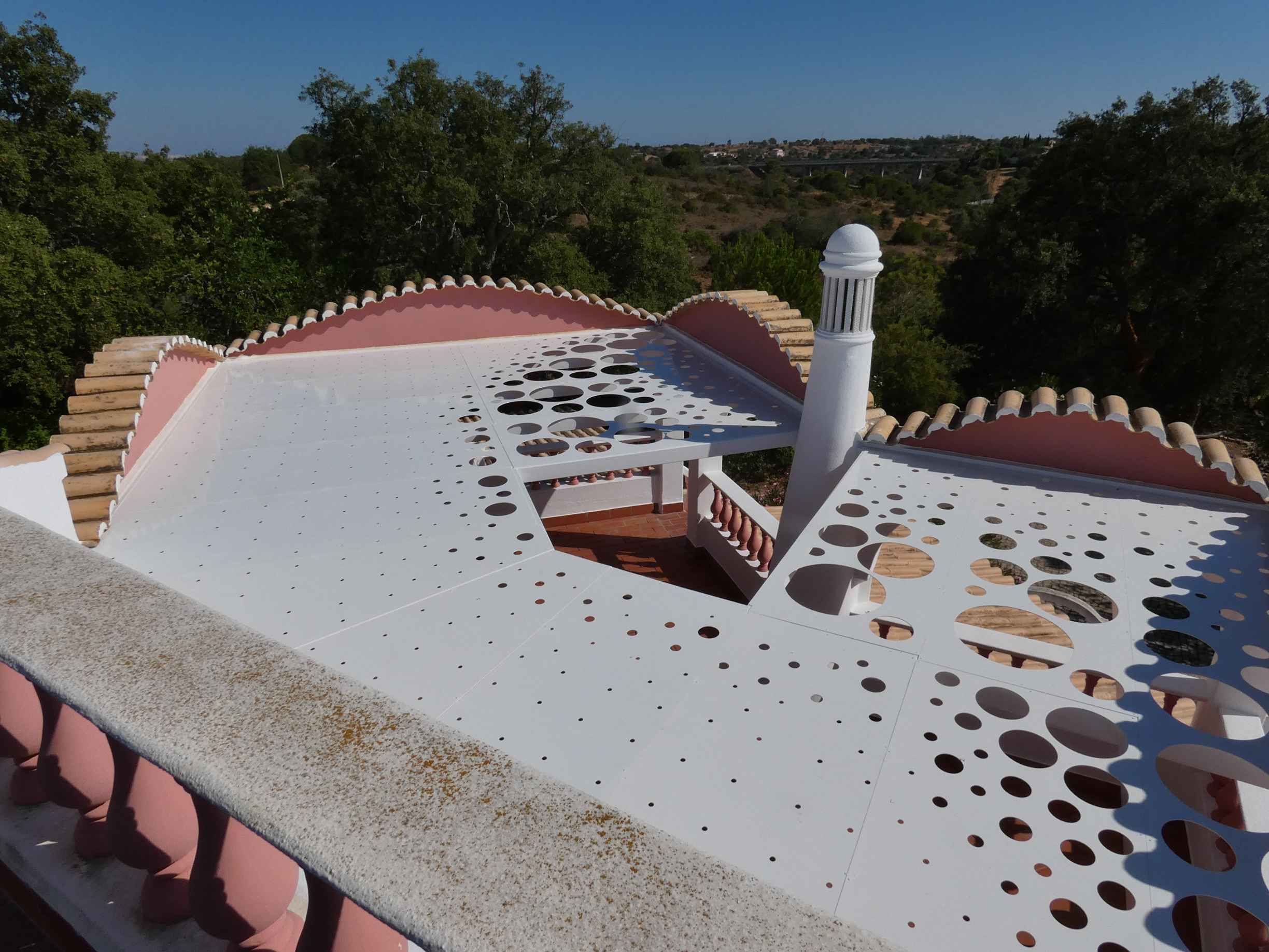 Villa at Vale de Lousas (Lagoa) – Building Lovers